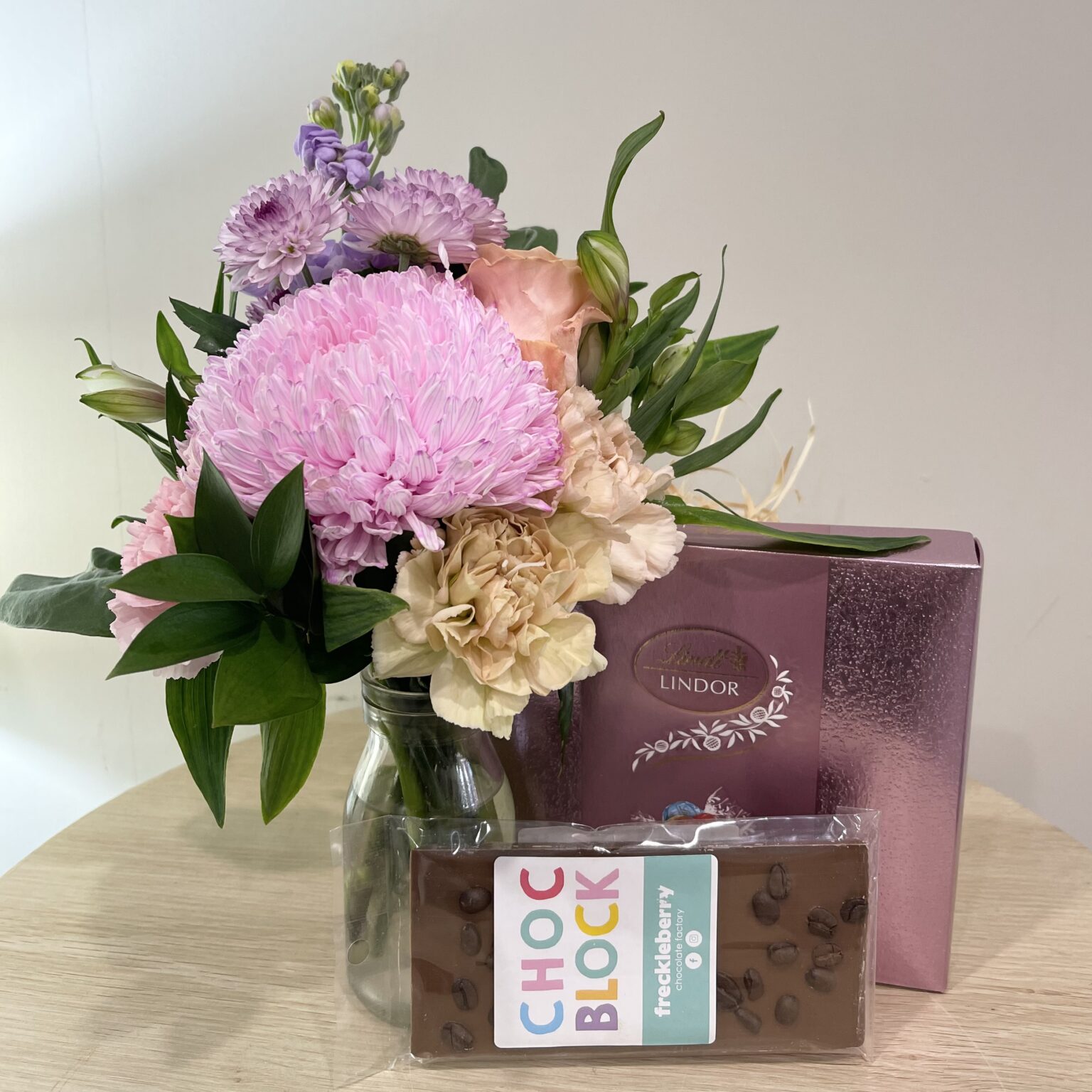 The Audrey flowers - Embellish Flowers & Plant Bar