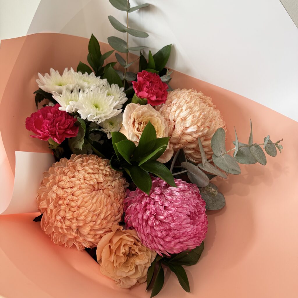 The Maddie flowers 3 colours - Embellish Flowers & Plant Bar